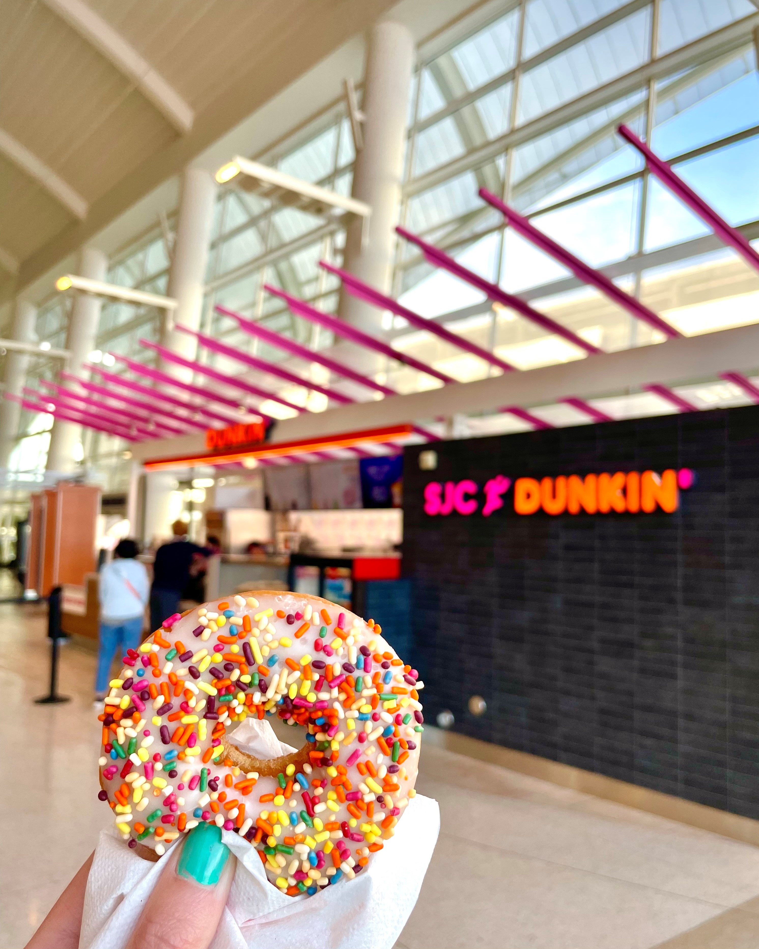 Dunkin' (Terminal B Baggage Claim) | San José Mineta Intl. Airport (SJC ...